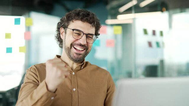 Computer Surprise Images – Browse 109,447 Stock Photos, Vectors, and ...