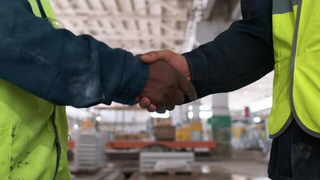 Handshake Factory Images – Browse 10,829 Stock Photos, Vectors, and ...