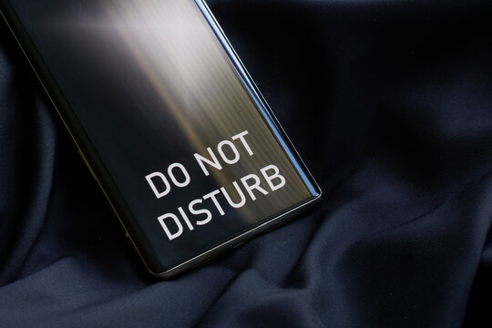 "Do Not Disturb"-Bilder: Stock-Fotos & -Videos. | Adobe Stock