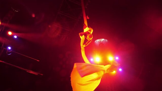 Acrobat Fabric Images – Browse 11,918 Stock Photos, Vectors, and Video ...