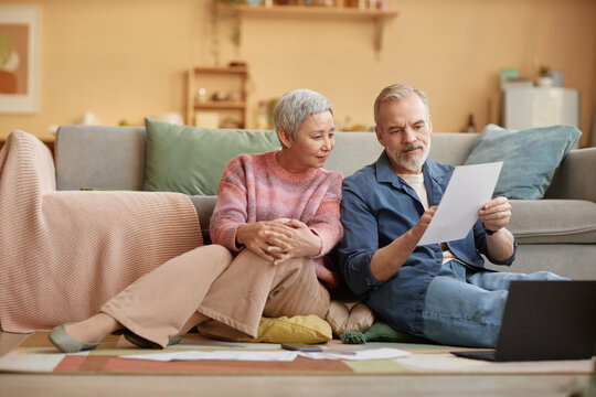 รูปภาพBaby-Boomer – เลือกดูภาพถ่ายสต็อก เวกเตอร์ และวิดีโอ79,134 ...