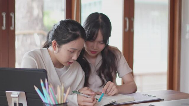 Study Materials Images – Browse 420,507 Stock Photos, Vectors, and ...