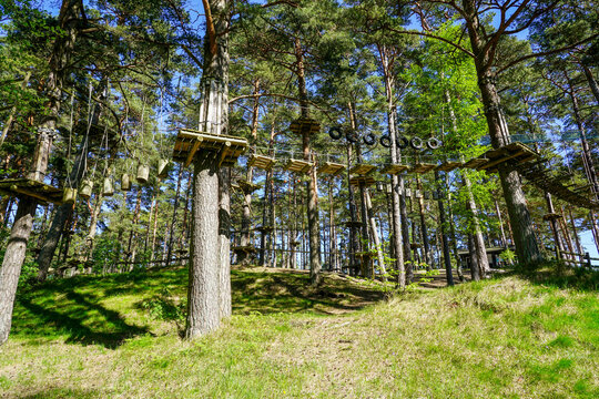 "High Ropes Course" Images – Browse 4,396 Stock Photos, Vectors, and ...