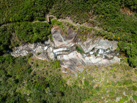 「Poza」の写真素材 | 2,686件の無料イラスト画像 | Adobe Stock