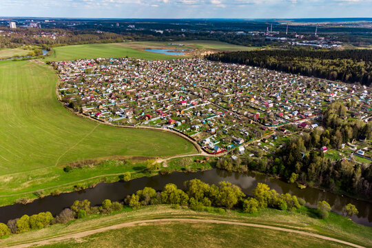 「Datcha」の写真素材 | 28,563件の無料イラスト画像 | Adobe Stock