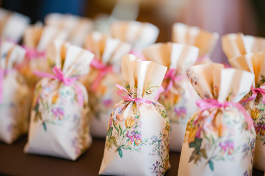 "Wedding Favor" Images – Browse 342,420 Stock Photos, Vectors, and ...