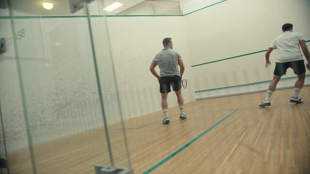"Squash Court"-Bilder: Stock-Fotos & -Videos. | Adobe Stock