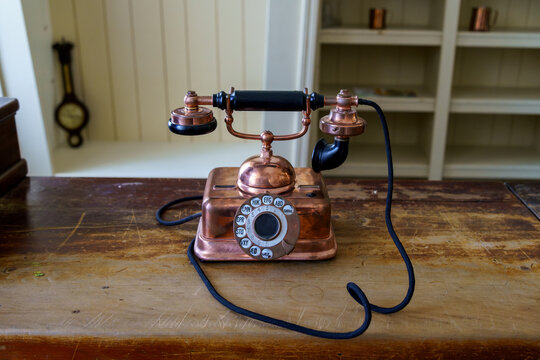 "Dial Phone" Images – Browse 16,530 Stock Photos, Vectors, and Video ...