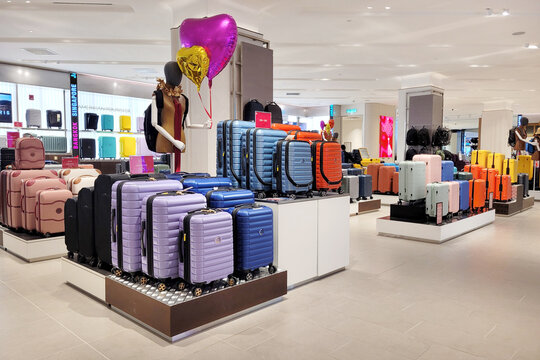 Samsonite Images – Browse 202 Stock Photos, Vectors, and Video | Adobe ...