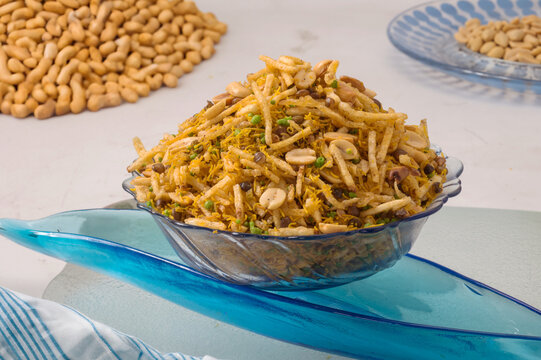 "Indian Namkeen" Images – Browse 894 Stock Photos, Vectors, and Video ...