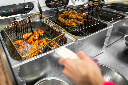 "Deep Fat Fryer" Images – Browse 17,225 Stock Photos, Vectors, and ...