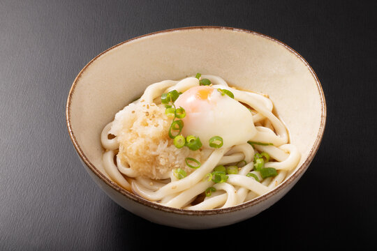 Bukkake - Images et vidéos libres de droits | Adobe Stock