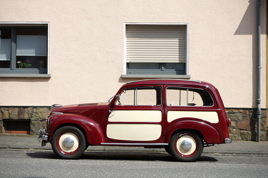 "Golden Oldies" Images – Browse 3,605 Stock Photos, Vectors, and Video ...