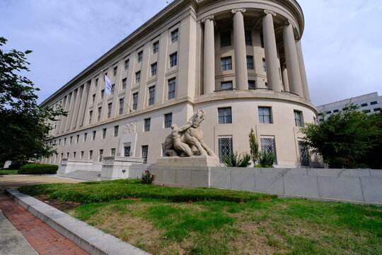 "Antitrust Law" Images – Browse 709 Stock Photos, Vectors, and Video ...