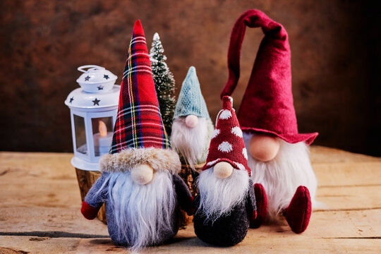 Tomte bilder – Bläddra bland 3,759 stockfoton, vektorer och videor ...