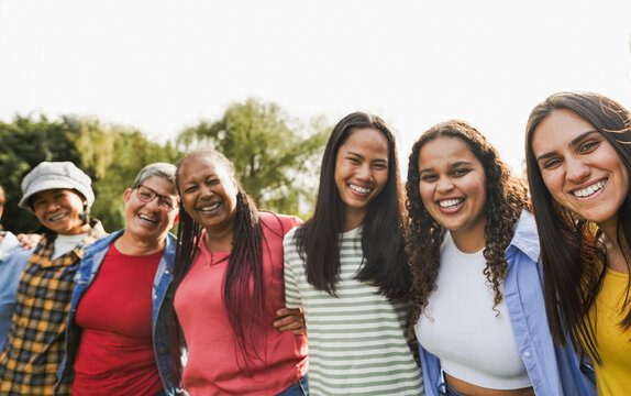 Group Of Smiling Women Images – Browse 1,783,031 Stock Photos, Vectors ...