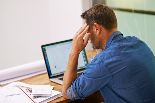 Disappointed Computer Images – Browse 149,631 Stock Photos, Vectors ...