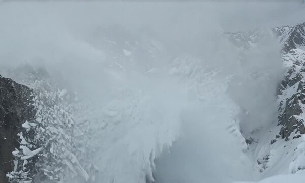 Avalanche Wave Images – Browse 4,756 Stock Photos, Vectors, and Video ...