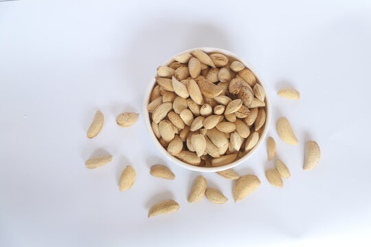 "Almond Background" Imagens – Procure 1,182 fotos, vetores e vídeos ...