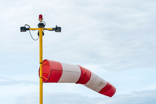 "Wind Cone"-Bilder: Stock-Fotos & -Videos. | Adobe Stock