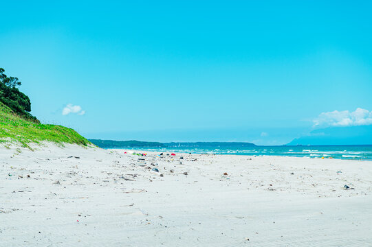 「綺麗な海」の写真素材 | 1,368,424件の無料イラスト画像 | Adobe Stock