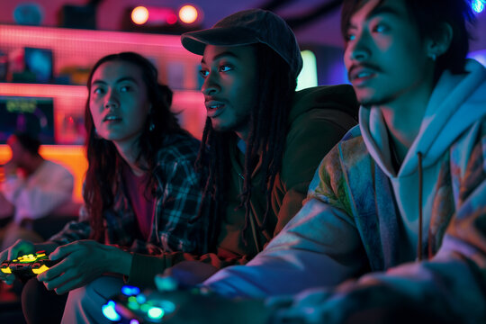 Gaming Together Images – Browse 525,009 Stock Photos, Vectors, and ...