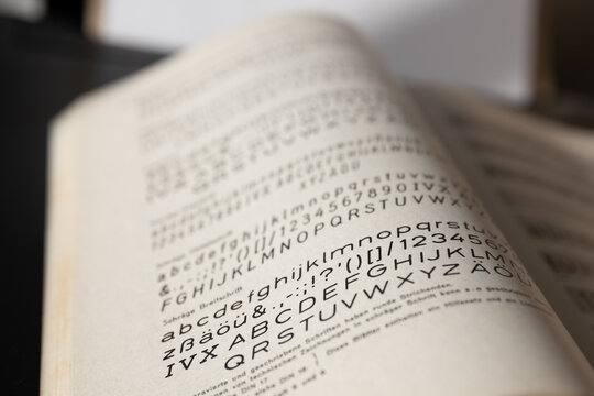 Normschrift Images – Browse 13 Stock Photos, Vectors, and Video | Adobe ...