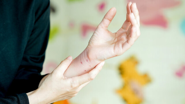 รูปภาพDiscomfort – เลือกดูภาพถ่ายสต็อก เวกเตอร์ และวิดีโอ1,548,316 ...