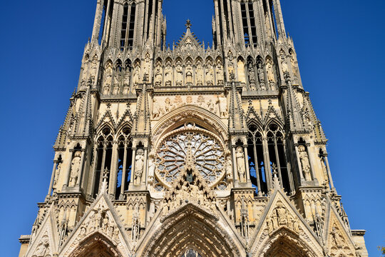 ノートルダム Images – Browse 793 Stock Photos, Vectors, and Video | Adobe Stock
