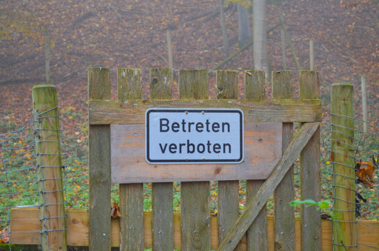 "Betreten Verboten" Images – Browse 1,564 Stock Photos, Vectors, and ...