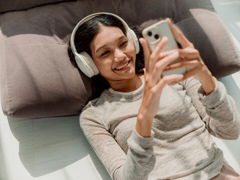 Comfortable Images – Browse 9,236,642 Stock Photos, Vectors, and Video ...