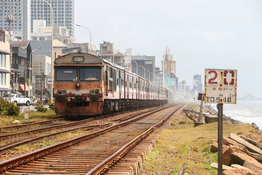 "Diesel Multiple Unit" Images – Browse 2,841 Stock Photos, Vectors, and ...