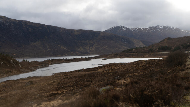 Bridge Of Orchy"」の写真素材 | 681件の無料イラスト画像 | Adobe Stock