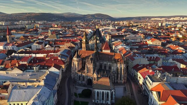 รูปภาพKosice – เลือกดูภาพถ่ายสต็อก เวกเตอร์ และวิดีโอ4,402 | Adobe Stock