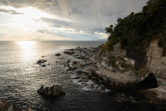 「騎馬戦」の写真素材 | 31,399件の無料イラスト画像 | Adobe Stock