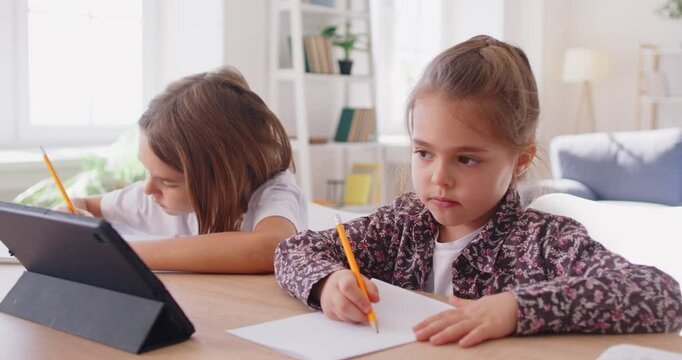 Elearning Children Images – Browse 96,947 Stock Photos, Vectors, and ...