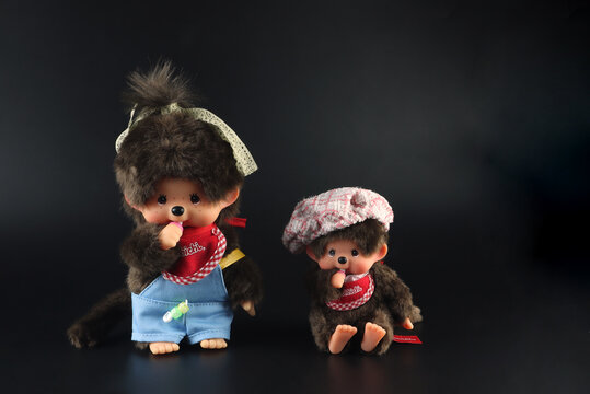 Monchichi-Bilder: Stock-Fotos & -Videos. | Adobe Stock