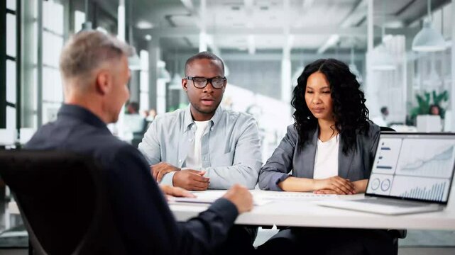 Advisor Client Images – Browse 257,892 Stock Photos, Vectors, and Video ...